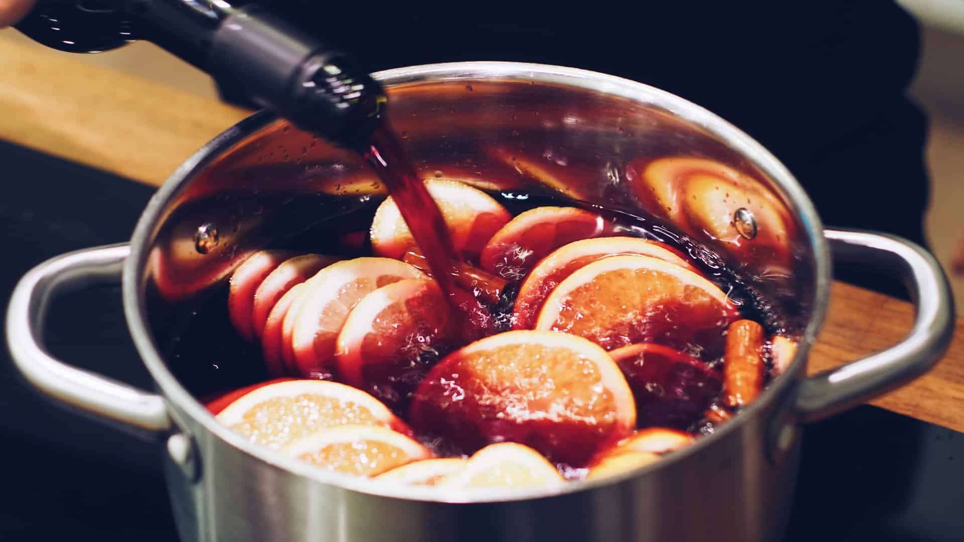 Vin chaud : recettes originales à tester cet hiver